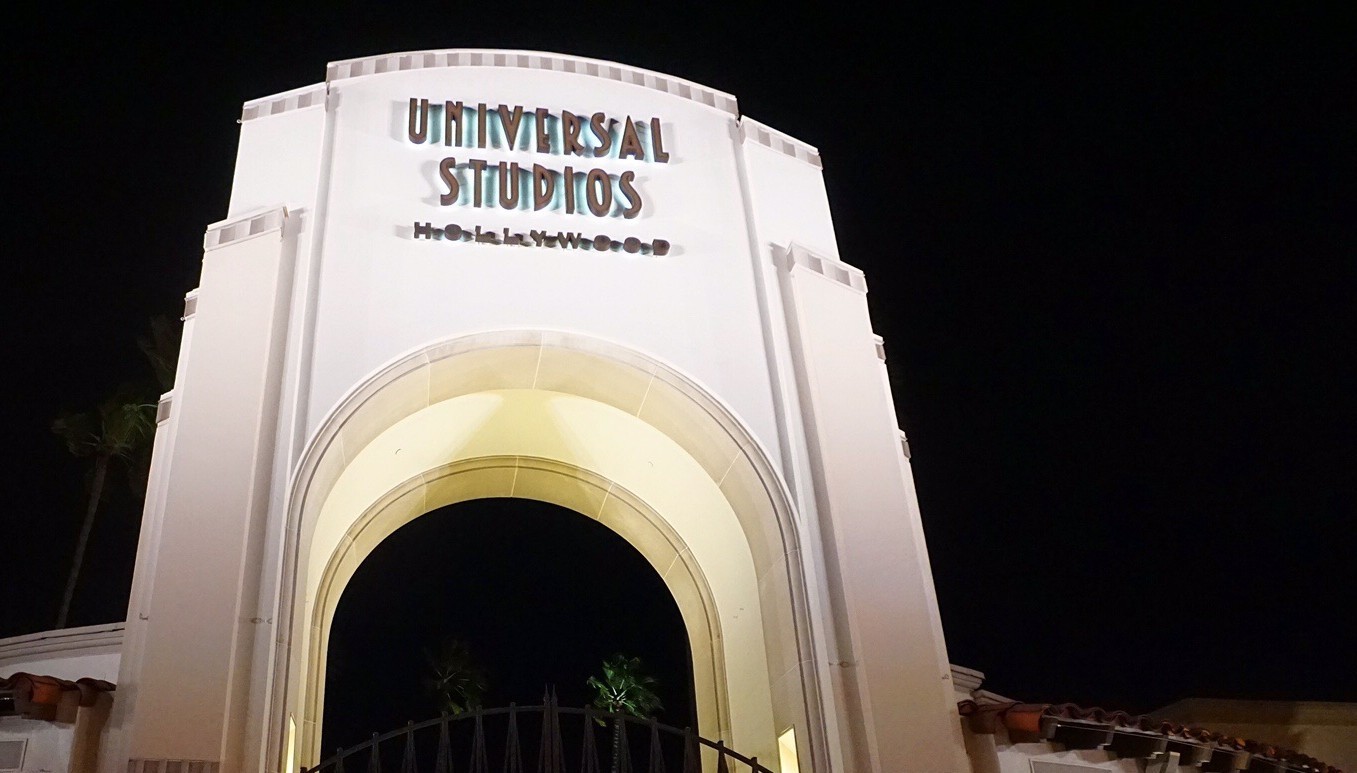 ezrez – Inside Universal
