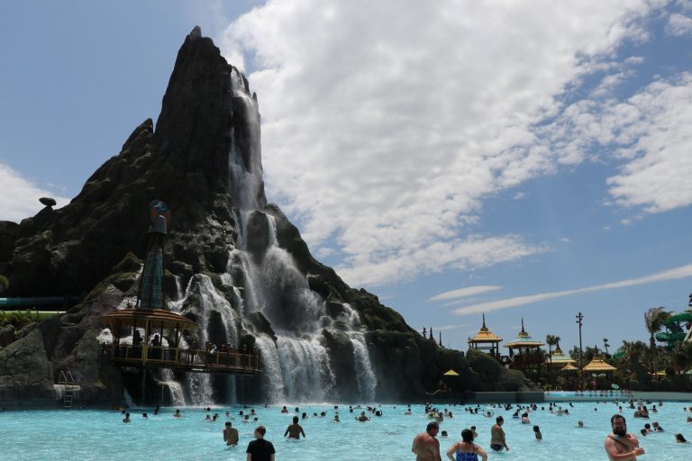 REVIEW: Universal’s Volcano Bay Water Theme Park | Inside Universal