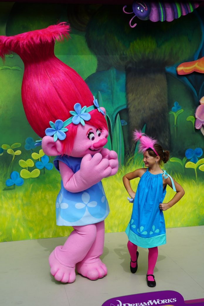 DreamWorks Characters debut at Universal Studios Hollywood | Inside ...