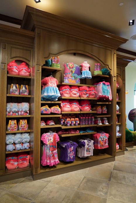 New Animation Studio Store opens for previews at Universal Studios ...