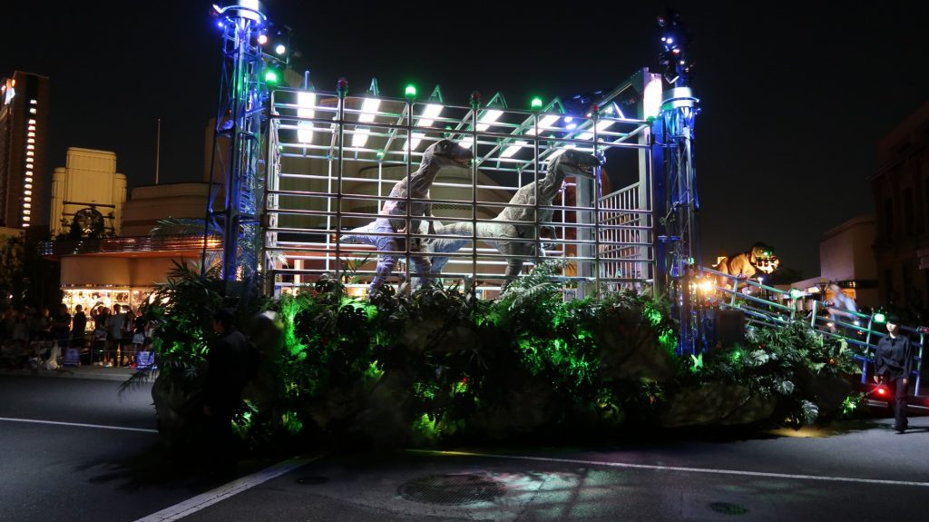 Universal Spectacle Night Parade begins previews at Universal Studios ...