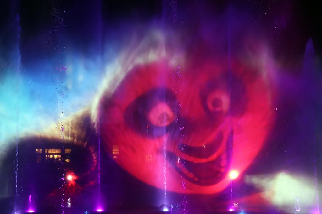 Universal’s Cinematic Celebration night show debuts at Universal ...