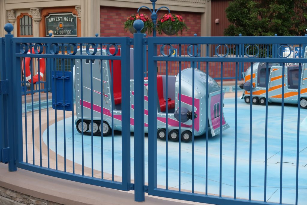 Minion’s Freeze Ray Sliders opens at Universal Studios Japan | Inside ...