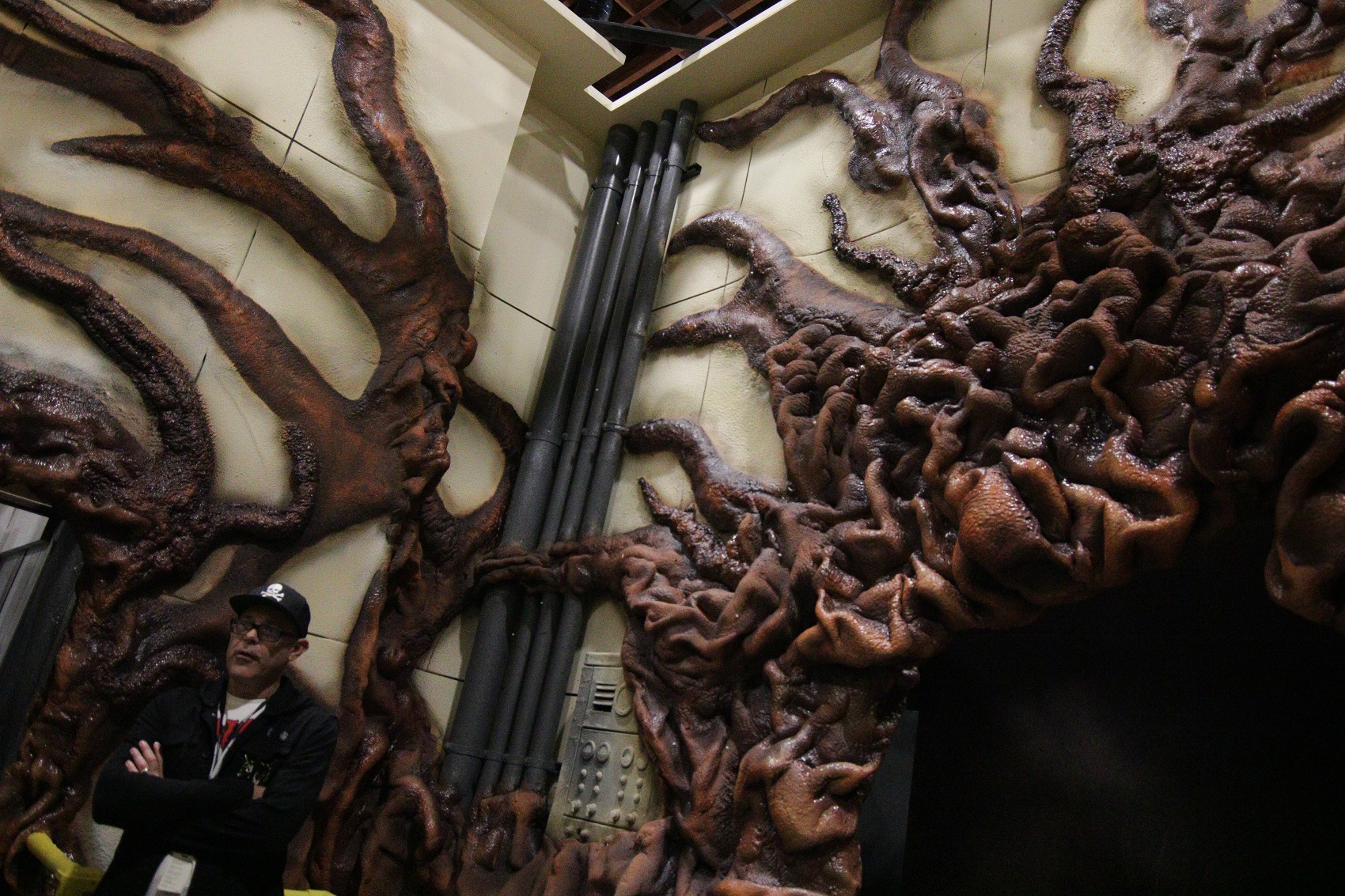 A Preview of Stranger Things at Halloween Horror Nights 2018 at ...