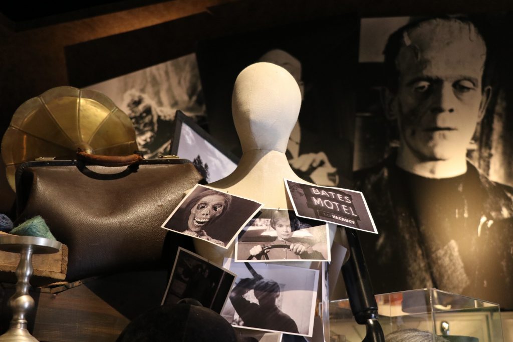 Universal’s Classic Monsters take over Cyber Image Store at Universal ...