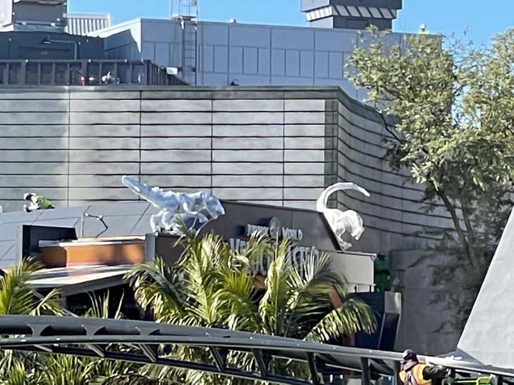 Ride signage installed at Jurassic World VelociCoaster – Inside Universal