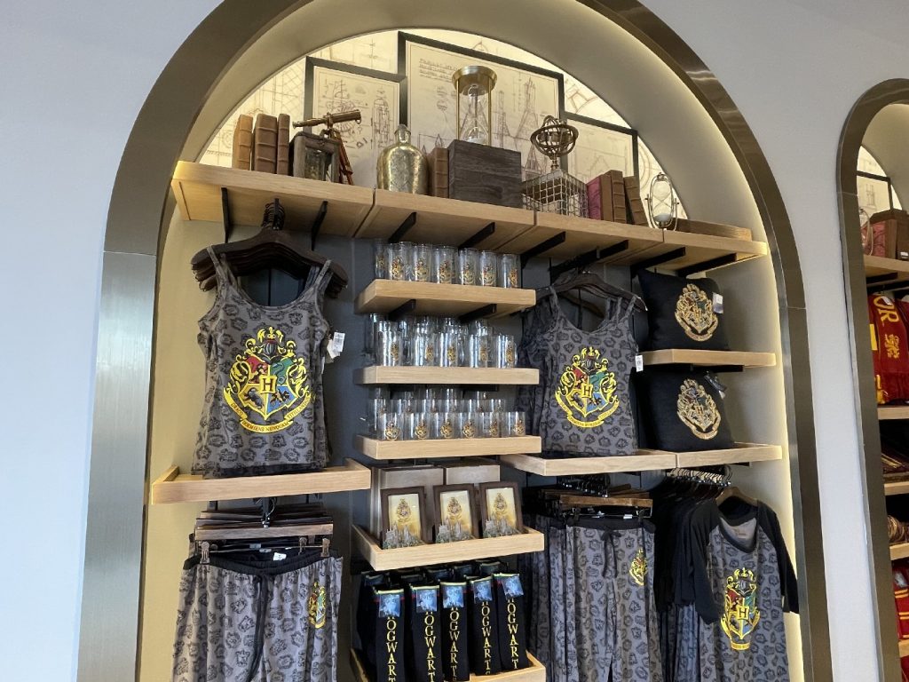 New Universal Studios Store opens at CityWalk Orlando | Inside Universal