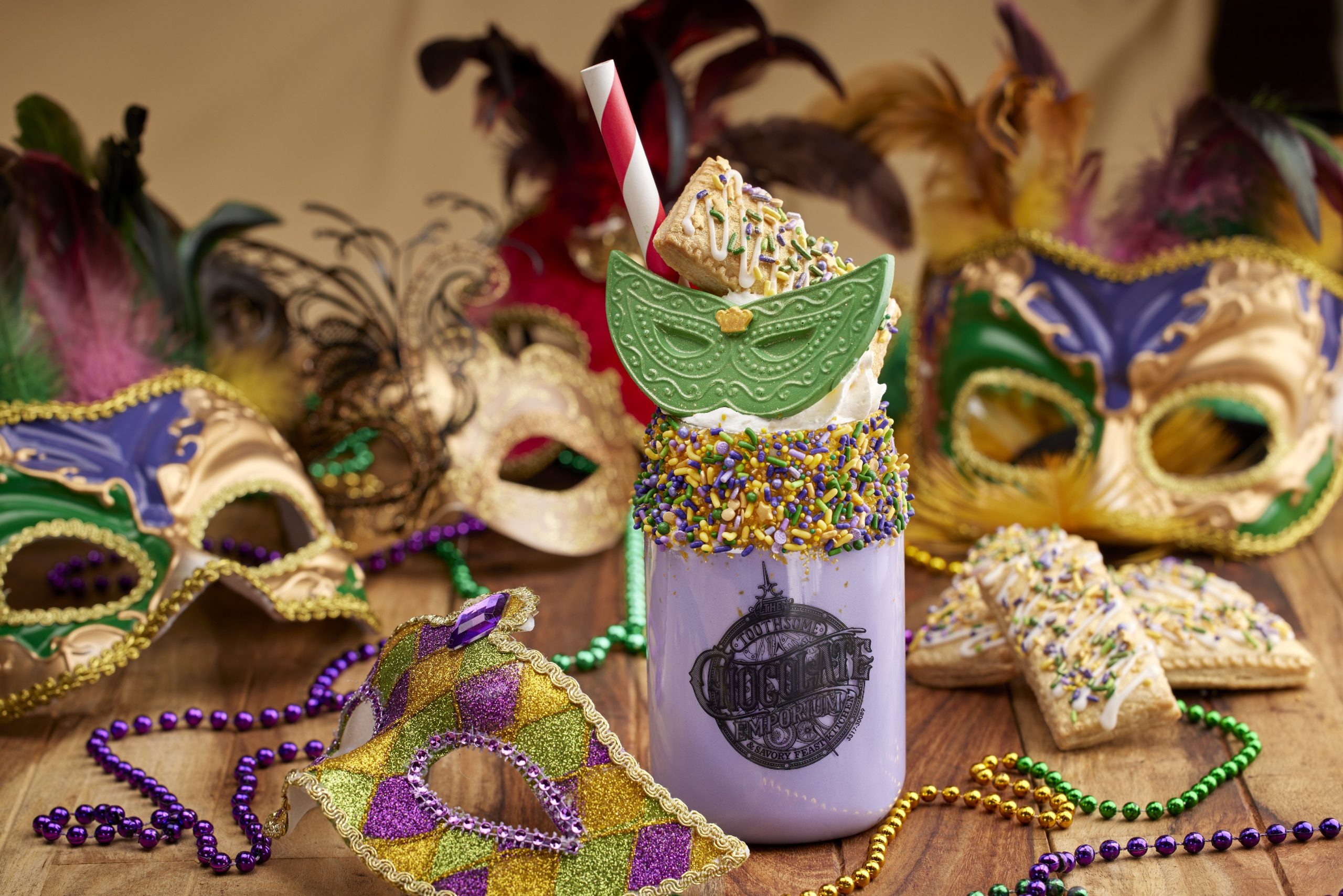 11_Masquerade Milkshake – Inside Universal