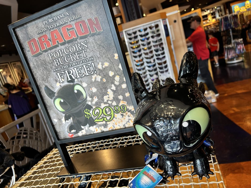 New Toothless from How to Train your Dragon Popcorn Bucket arrives at ...