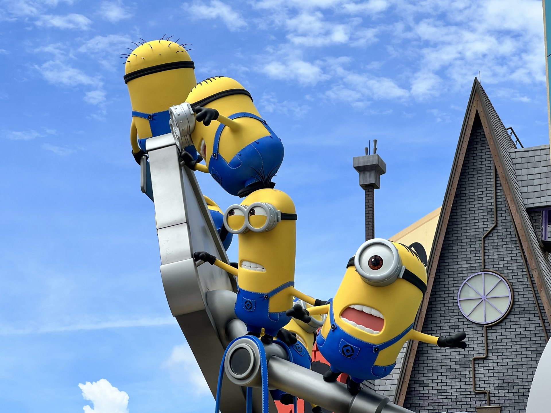 Minion Land signage arrives at Universal Studios Florida | Inside Universal