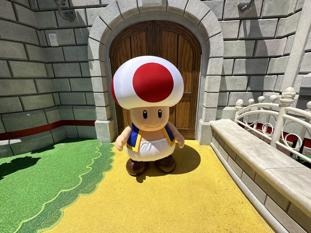 Toad Meet & Greet debuts at Super Nintendo World at Universal Studios ...