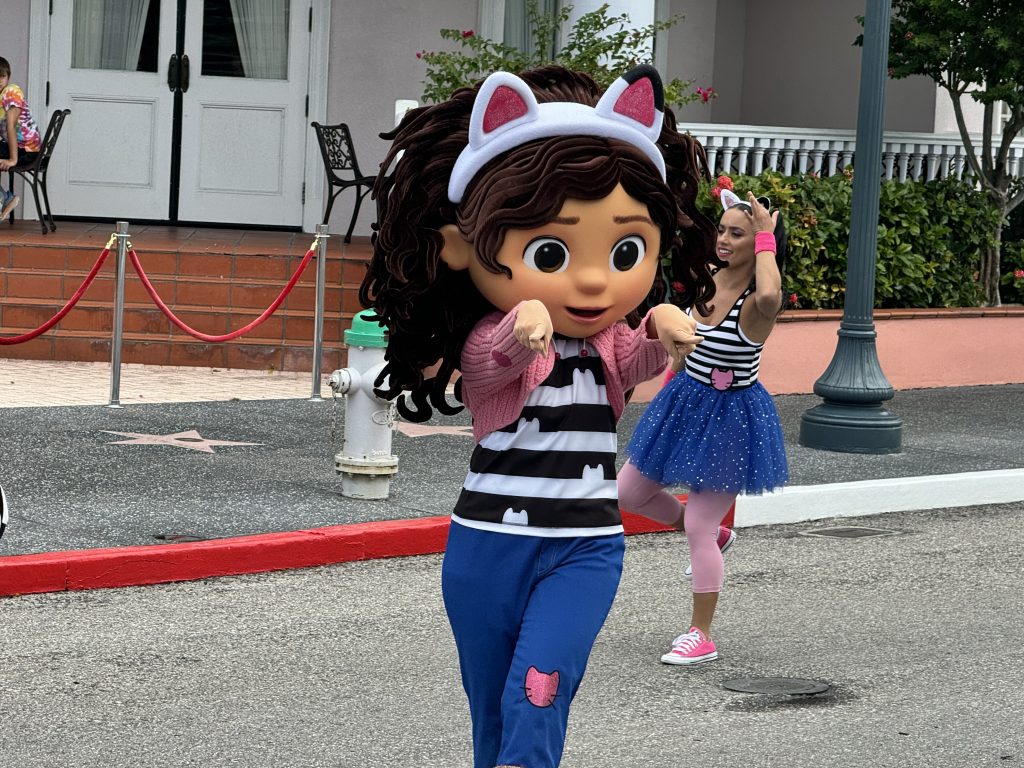 Gabby’s Dollhouse Dance Party debuts at Universal Studios Florida ...