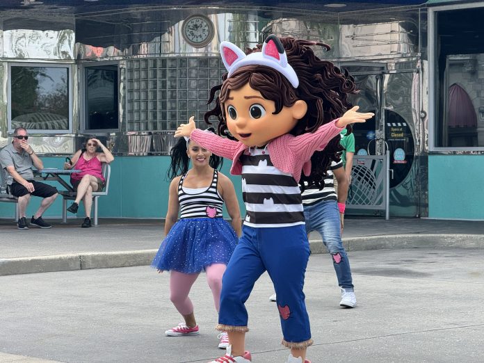 Gabby’s Dollhouse Dance Party debuts at Universal Studios Florida ...
