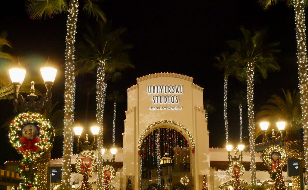 REVIEW: The 2023 Holidays at Universal Studios Hollywood – Inside Universal