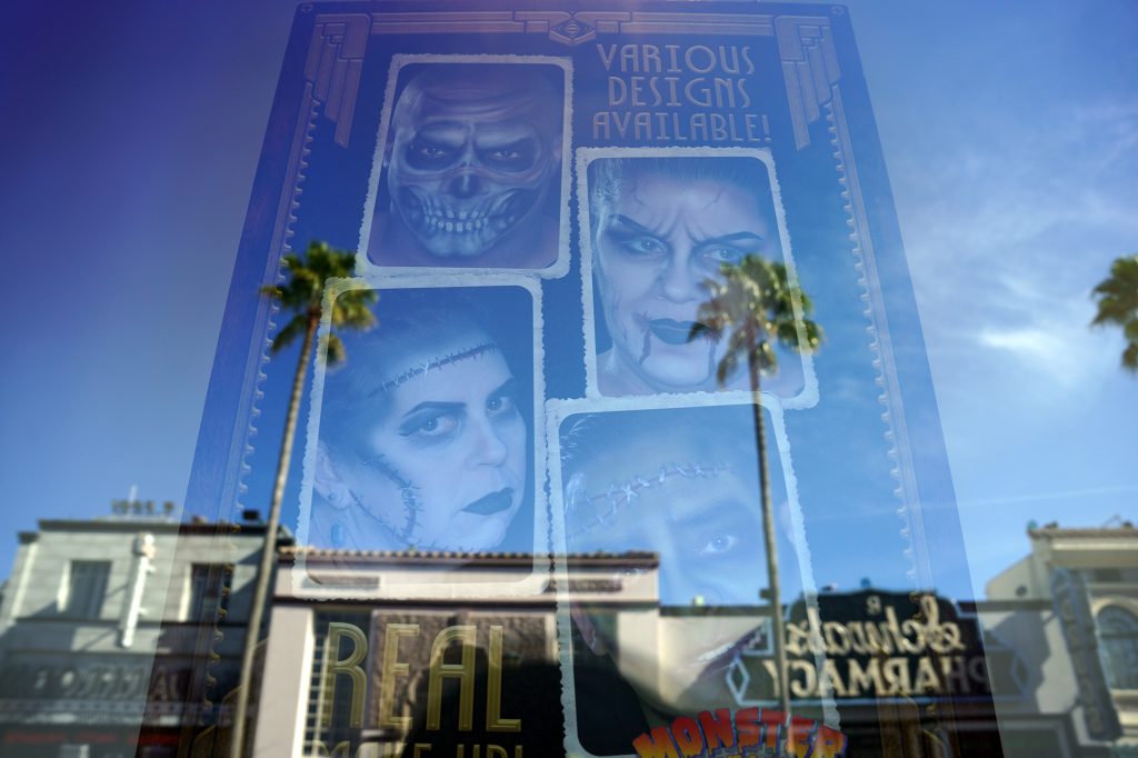 Monster Makeover experience opens at Universal Studios Florida | Inside ...