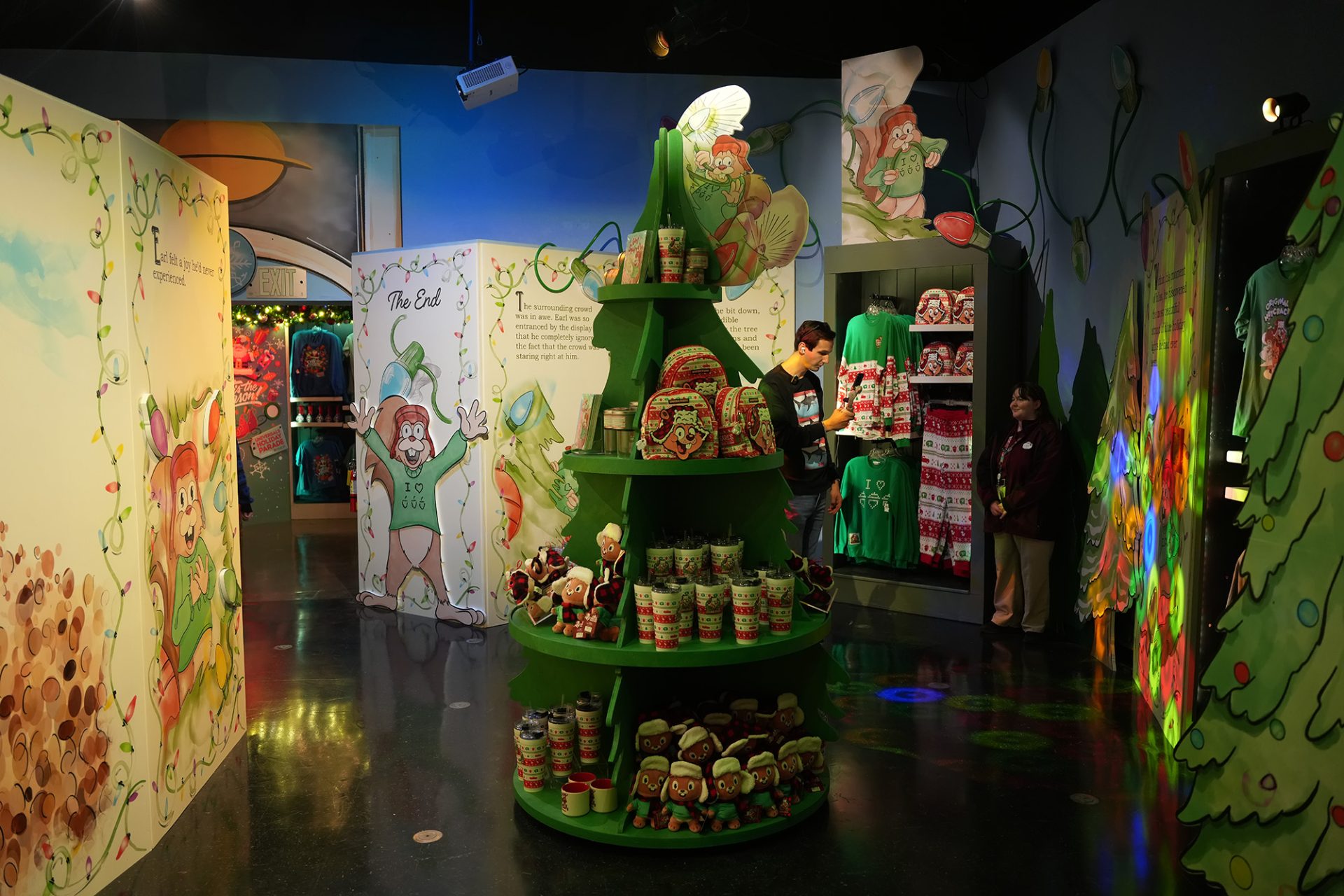 2024 Holiday Tribute Store opens at Universal Studios Florida | Inside ...