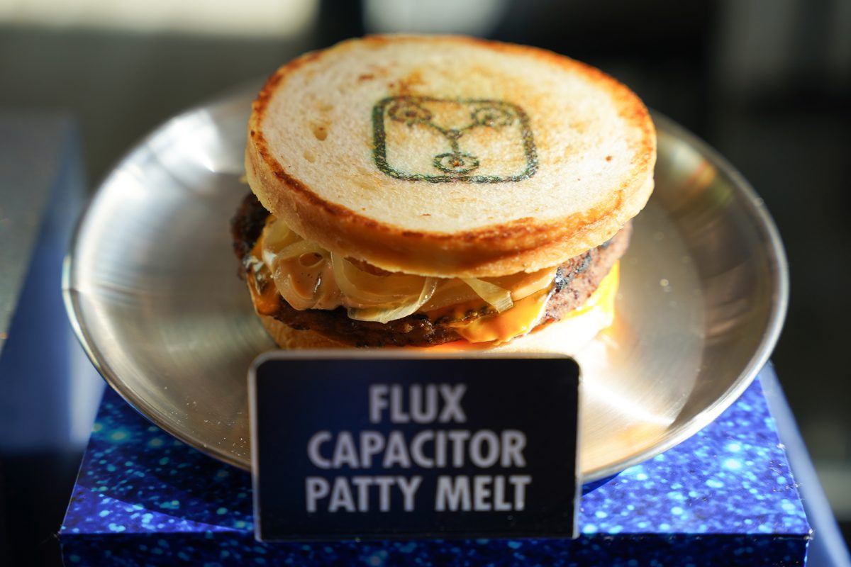 A Sneak Preview of Universal Fan Fest Nights at Universal Studios ...