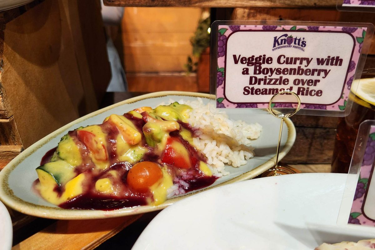 Knott’s Berry Farm Previews their 10th Anniversary of the Boysenberry ...