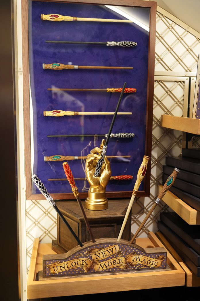 REVIEW: 2nd Generation Wands in the Wizarding World at Universal ...