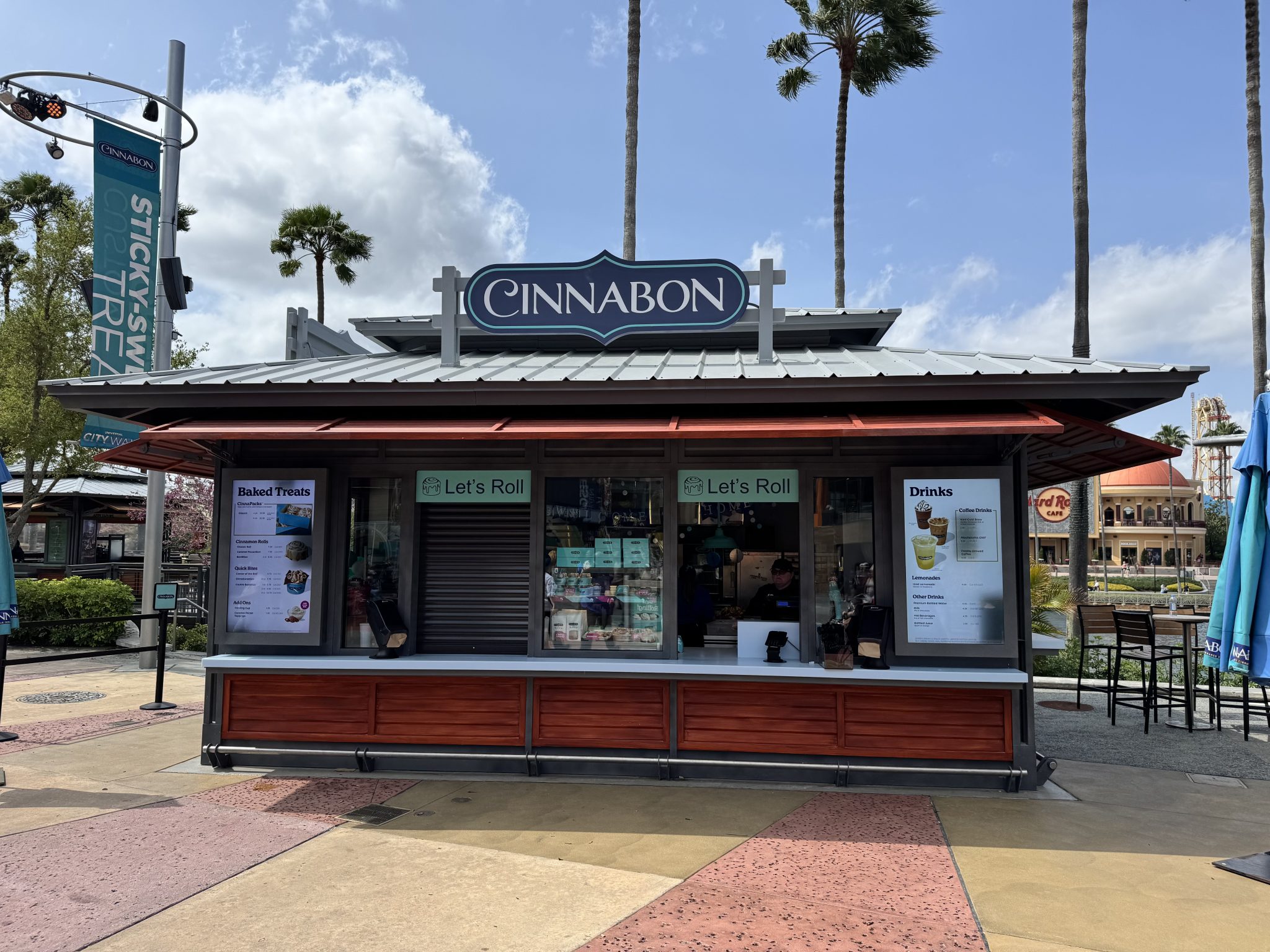 Cinnabon opens in new kiosk location in CityWalk at Universal Orlando – Inside Universal