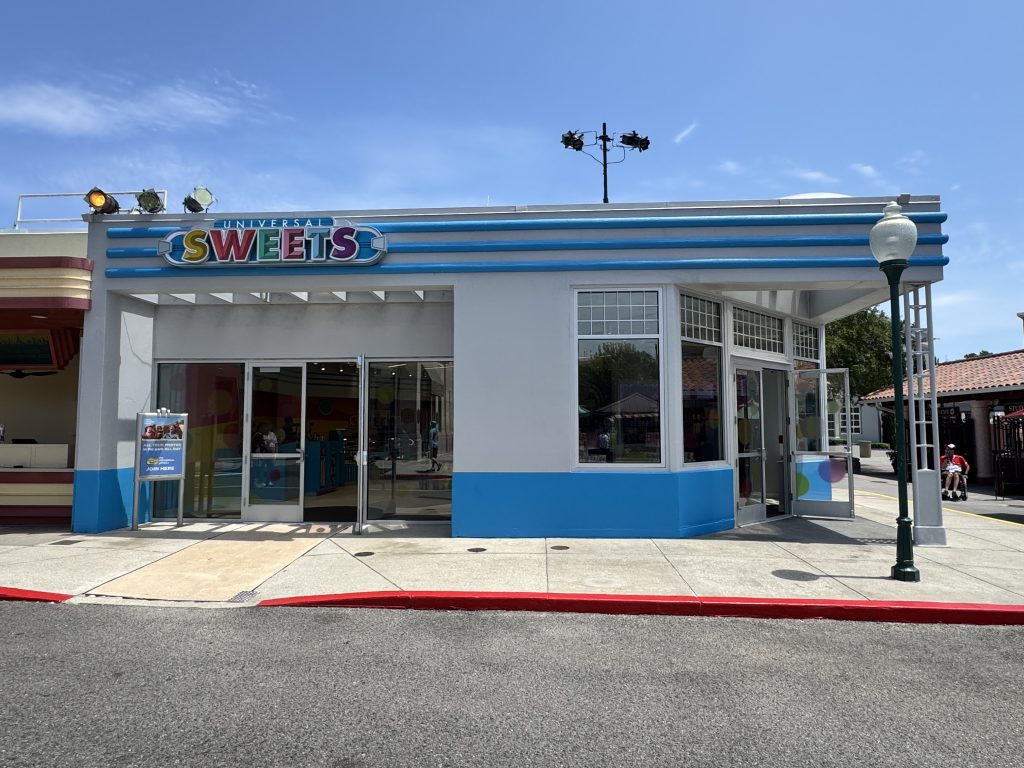 New Universal Sweets Store opens at Universal Studios Florida – Inside Universal