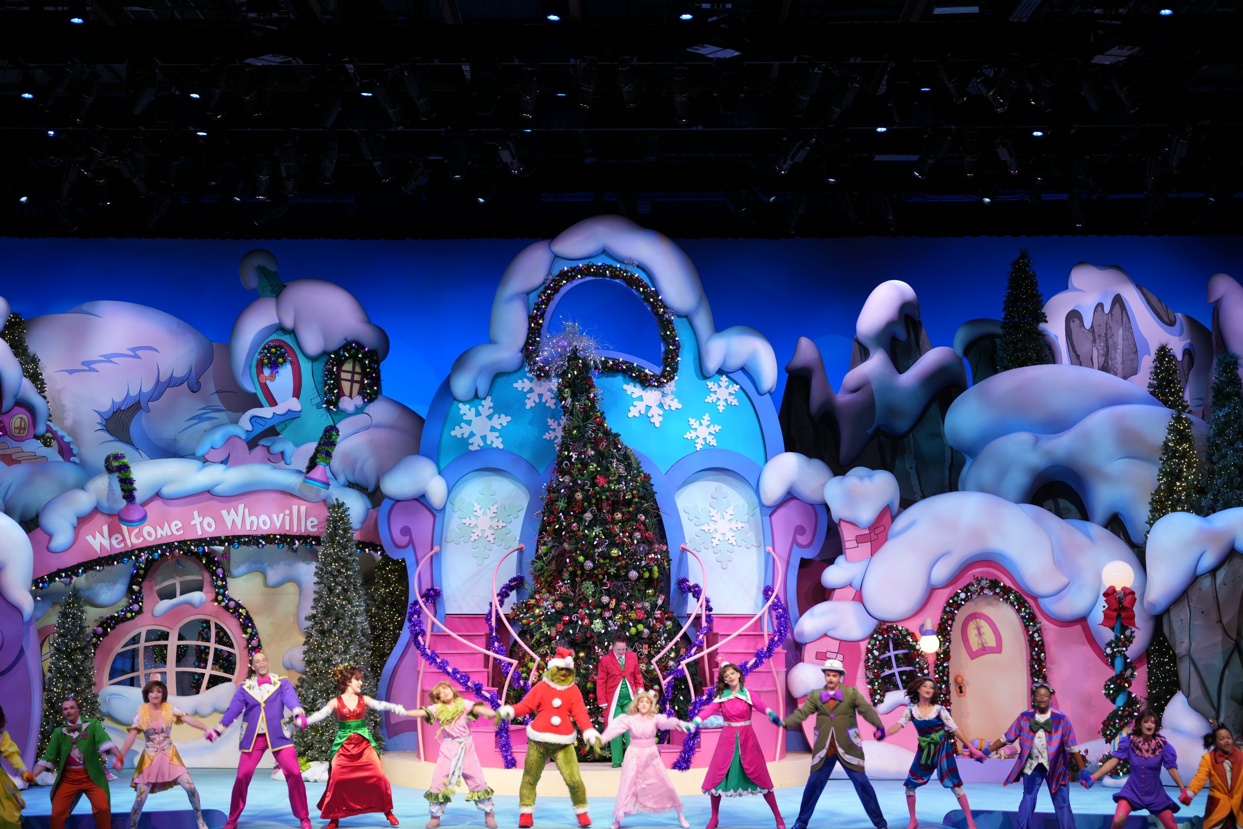 What’s Happening at the Universal Parks – Week of December 1, 2025 ...